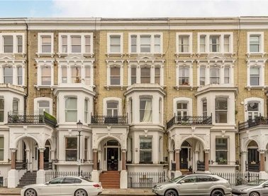 Properties for sale in Redcliffe Square, London | Dexters Estate Agents