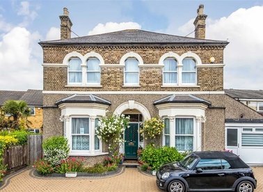 Station Road, Sidcup, DA15