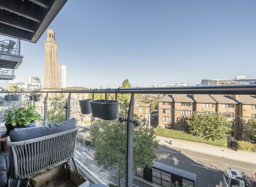 Flat for sale in 8 Kew Bridge Road, Brentford, TW8 (Ref 263342) | Dexters
