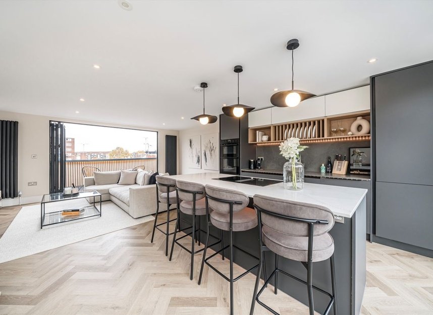 Flat for sale in Barclay Road, London, SW6 (Ref 270020) | Dexters