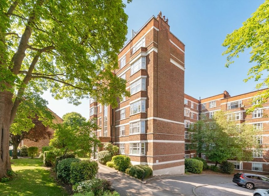 Flat for sale in Colney Hatch Lane, London, N10 (Ref 250468) | Dexters