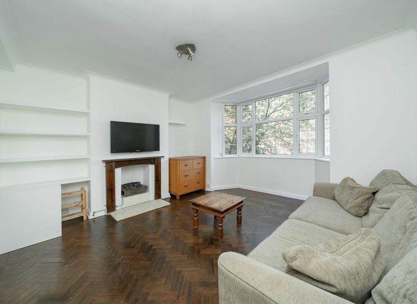 Flat for sale in Colney Hatch Lane, London, N10 (Ref 250468) | Dexters