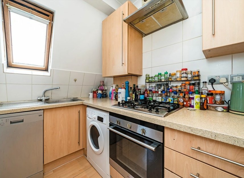 Flat for sale in Farm Lane, London, SW6 (Ref 250944) | Dexters