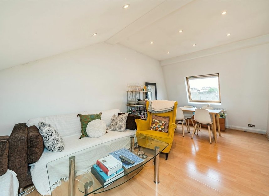 Flat for sale in Farm Lane, London, SW6 (Ref 250944) | Dexters