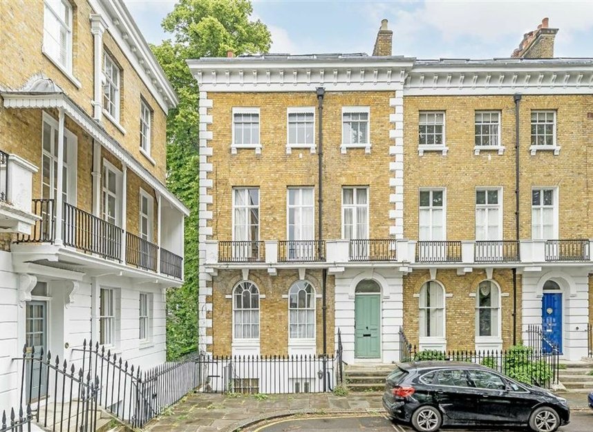 Flat for sale in Gloucester Circus, London, SE10 (Ref 250963) | Dexters