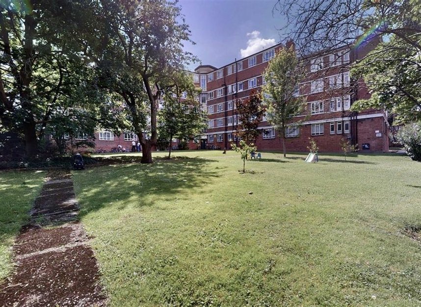 Flat for sale in Mapesbury Road, London, NW2 (Ref 247470) | Dexters