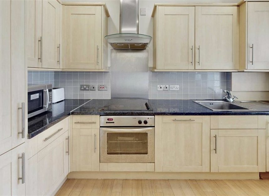 Flat for sale in Mapesbury Road, London, NW2 (Ref 247470) | Dexters