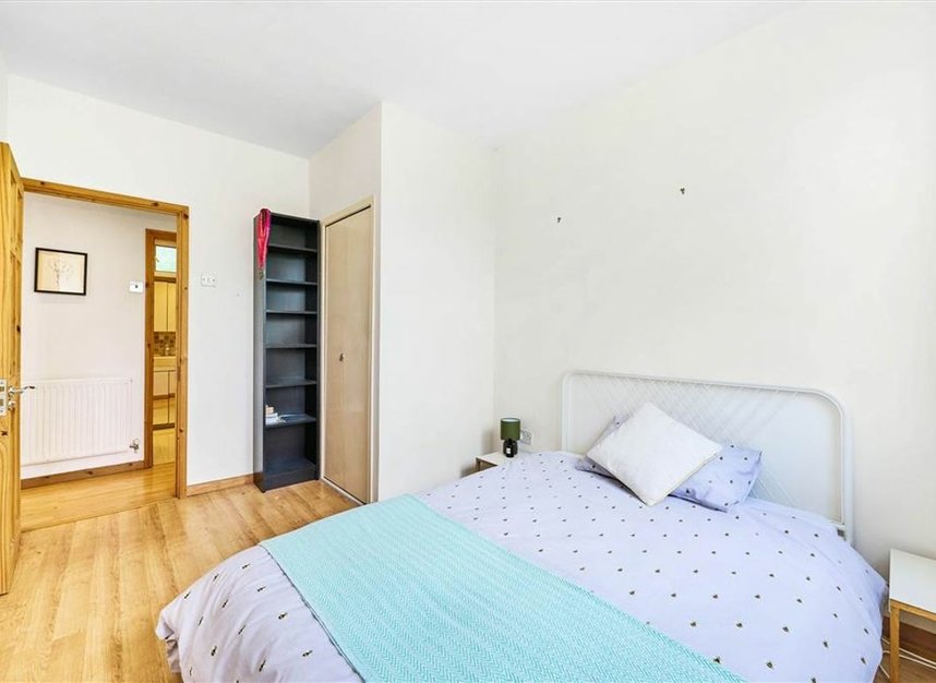 Flat for sale in Scrutton Close, London, SW12 (Ref 249196) | Dexters