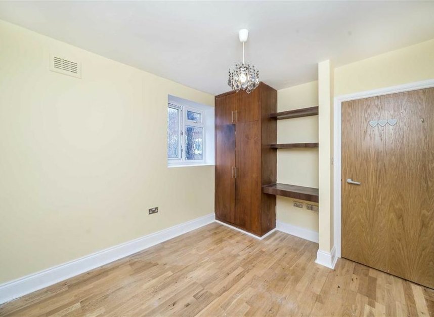 Flat for sale in Shoot Up Hill, London, NW2 (Ref 262240) | Dexters