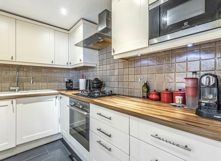 Flat for sale in Stanwick Road, London, W14 (Ref 264354) | Dexters
