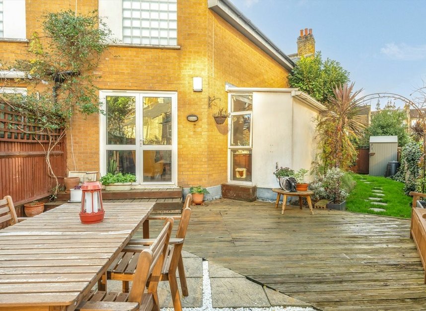 Flat for sale in Tregothnan Road, London, SW9 (Ref 263990) | Dexters