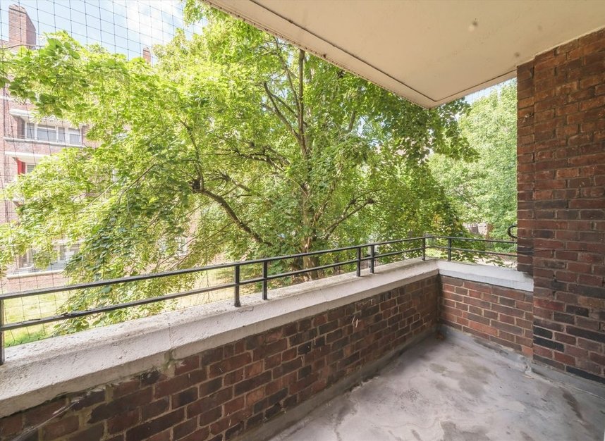 Flat for sale in White City Estate, London, W12 (Ref 254705) | Dexters