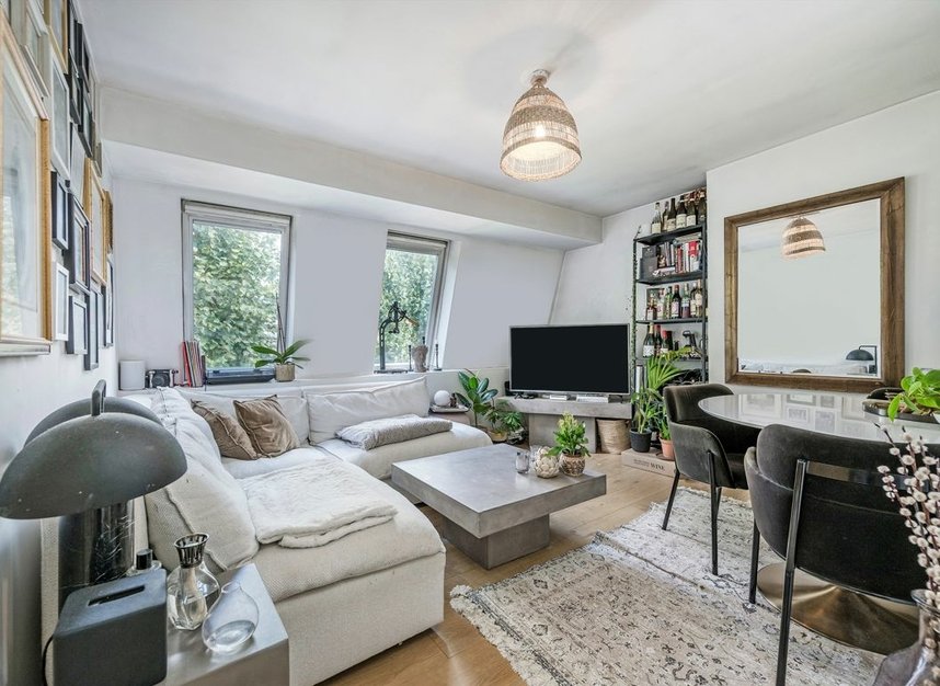 Flat to rent in Hammersmith Grove, London, W6 (Ref 258637) | Dexters