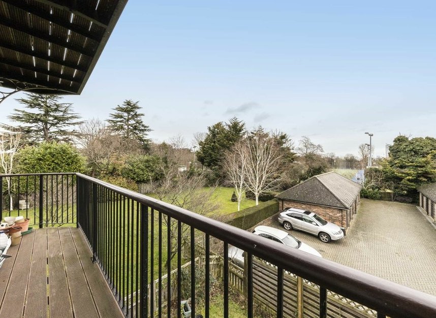 Flat to rent in Park View Road, London, W5 (Ref 251783) | Dexters