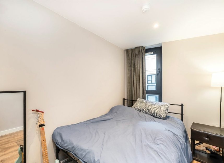 Flat to rent in Taylor Place, London, E3 (Ref 263758) | Dexters