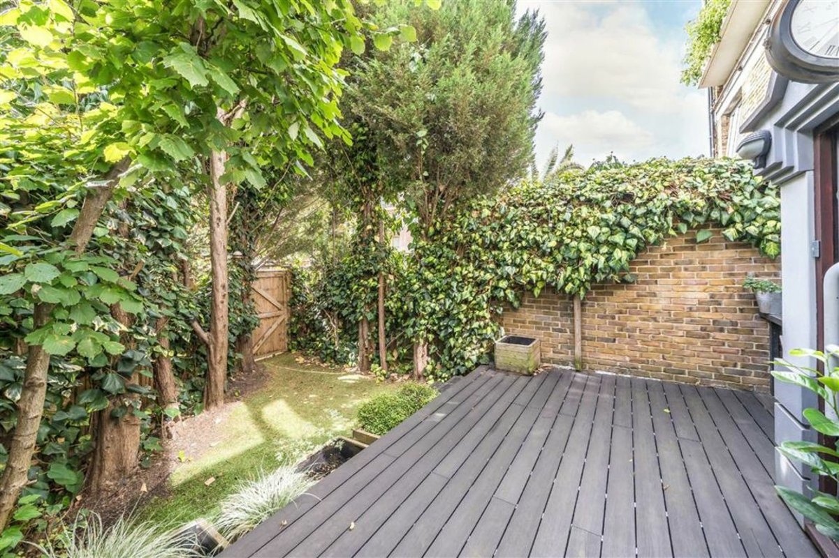 House for sale in Aytoun Road, London, SW9 (Ref 259156) | Dexters