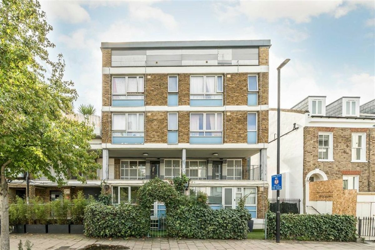 House for sale in Aytoun Road, London, SW9 (Ref 259156) | Dexters