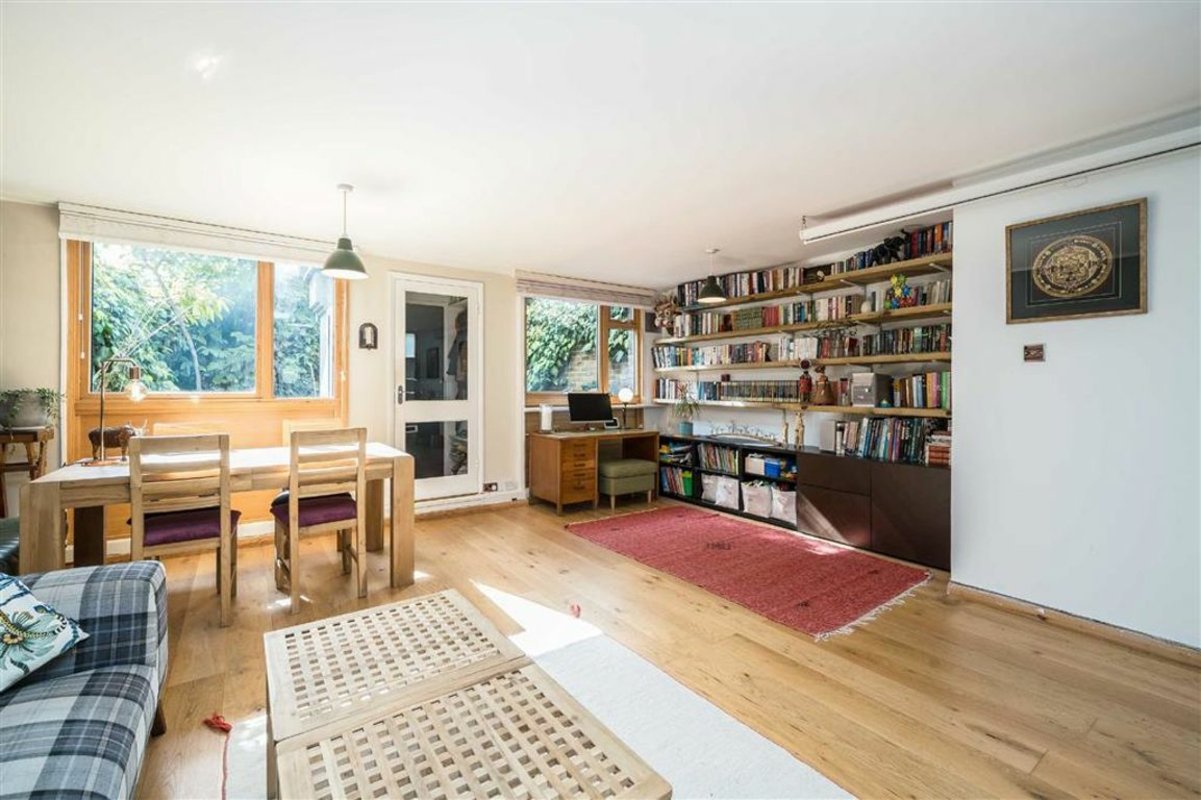 House for sale in Aytoun Road, London, SW9 (Ref 259156) | Dexters