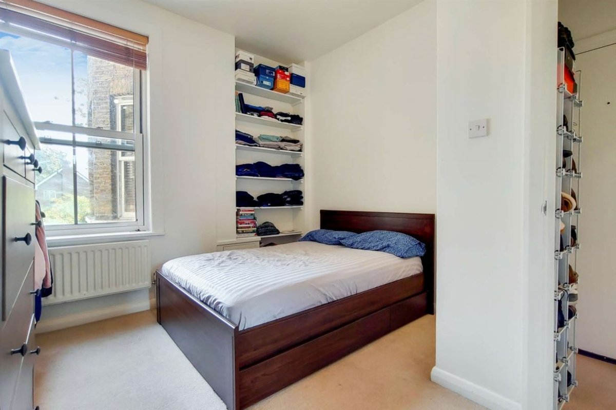 Flat for sale in Gauden Road, London, SW4 (Ref 263286) | Dexters