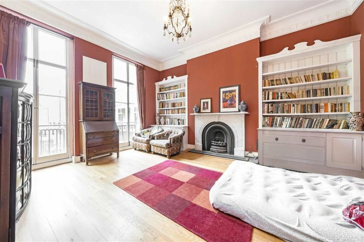 Flat for sale in Gloucester Circus, London, SE10 (Ref 250963) | Dexters