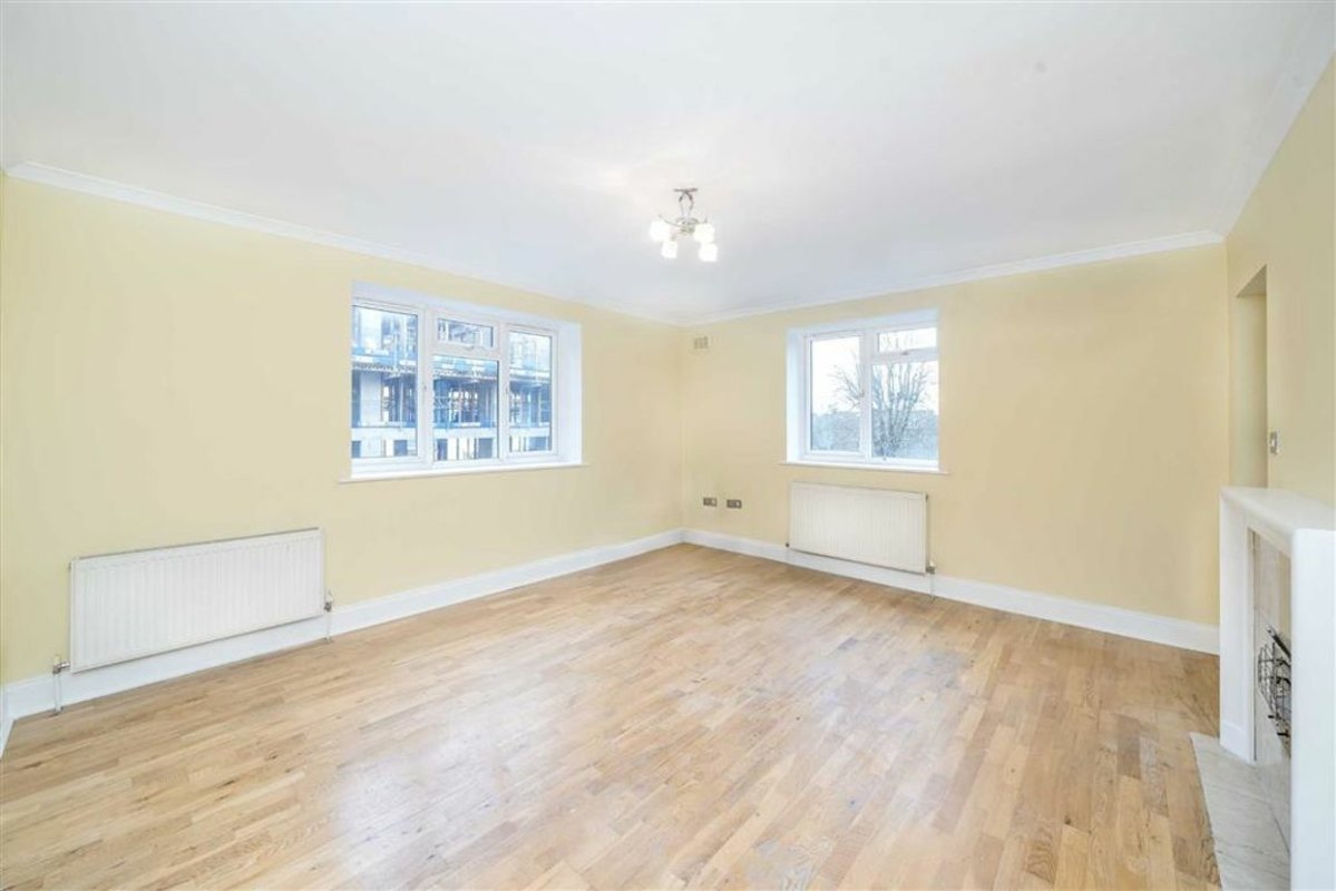 Flat for sale in Shoot Up Hill, London, NW2 (Ref 262240) | Dexters