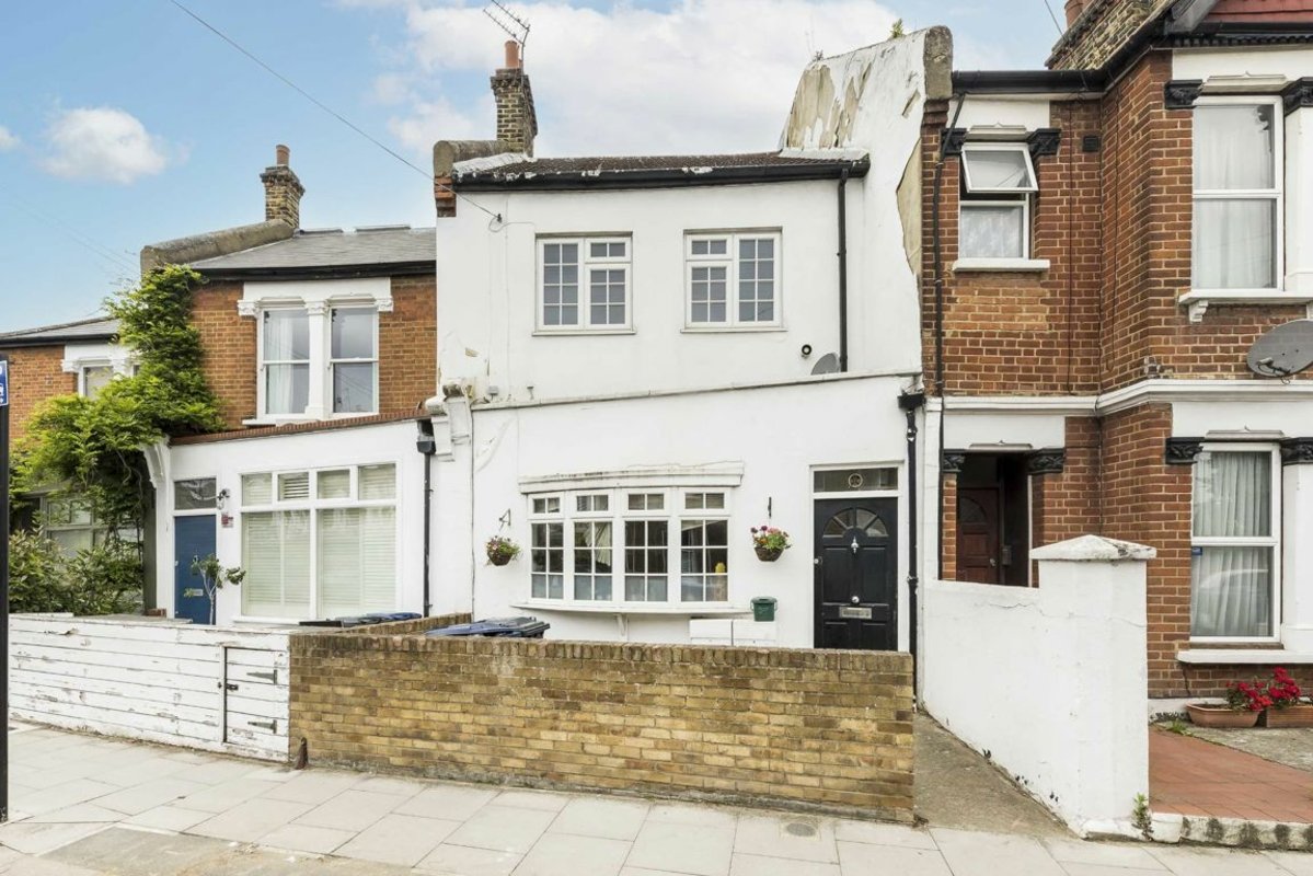 Flat to rent in Bollo Lane, London, W4 (Ref 254958) | Dexters