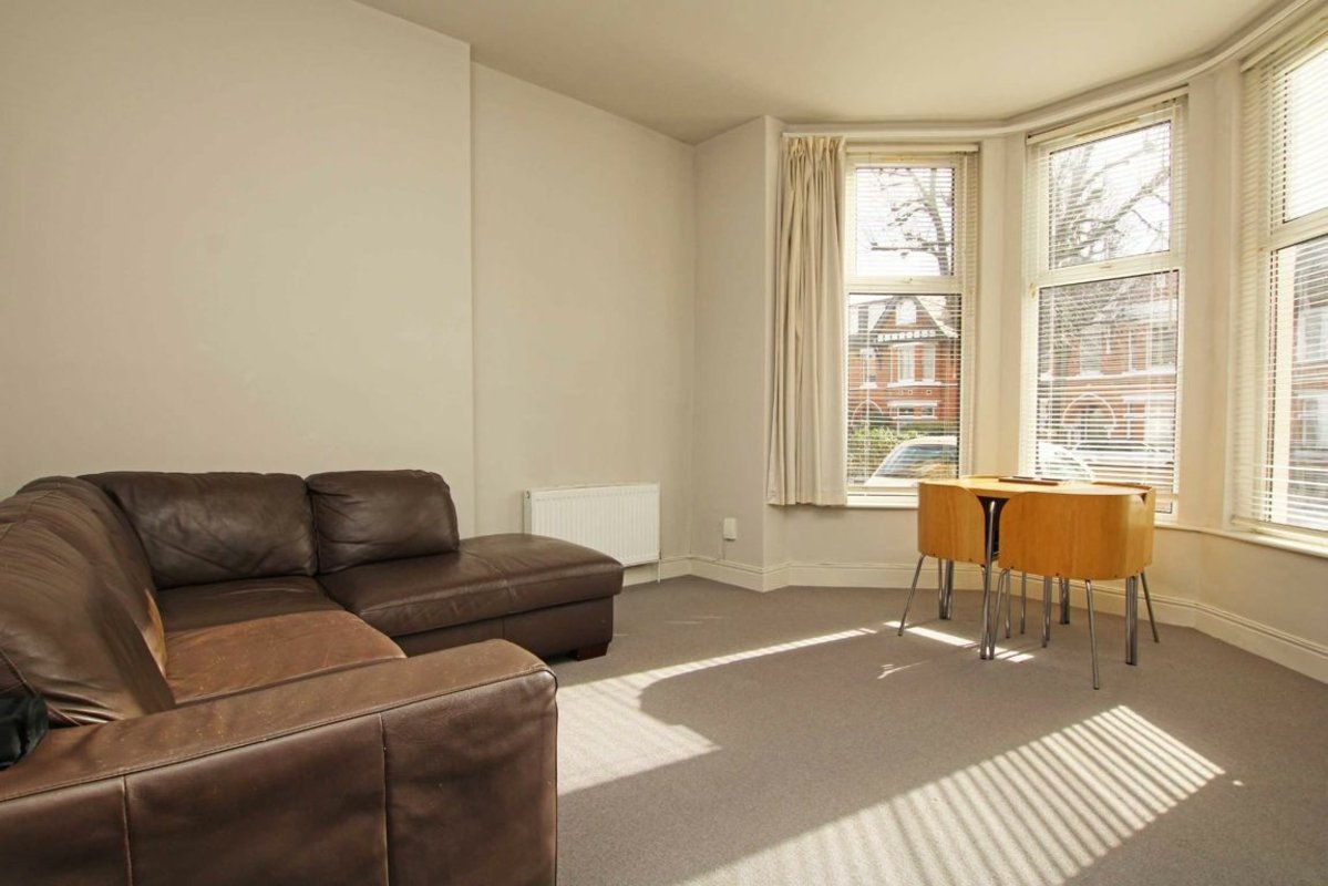 Flat to rent in Gordon Road, London, W5 (Ref 240788) | Dexters