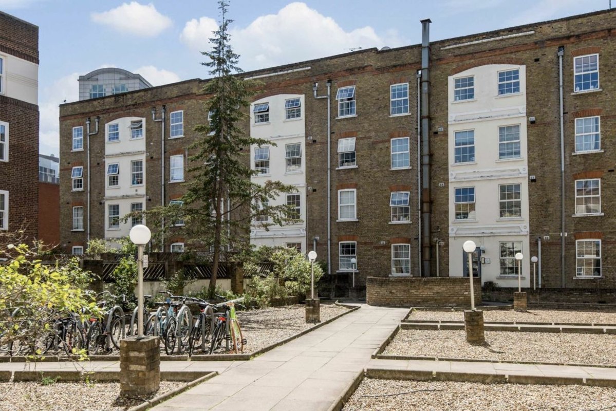 Flat to rent in Old Castle Street, London, E1 (Ref 253273) | Dexters