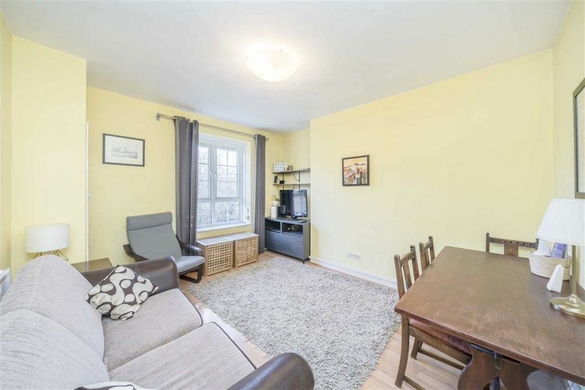 Flat to rent in Reardon Street, London, E1W (Ref 236352) | Dexters