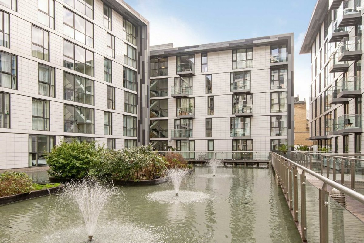 Flat to rent in Times Square, London, E1 (Ref 239341) | Dexters